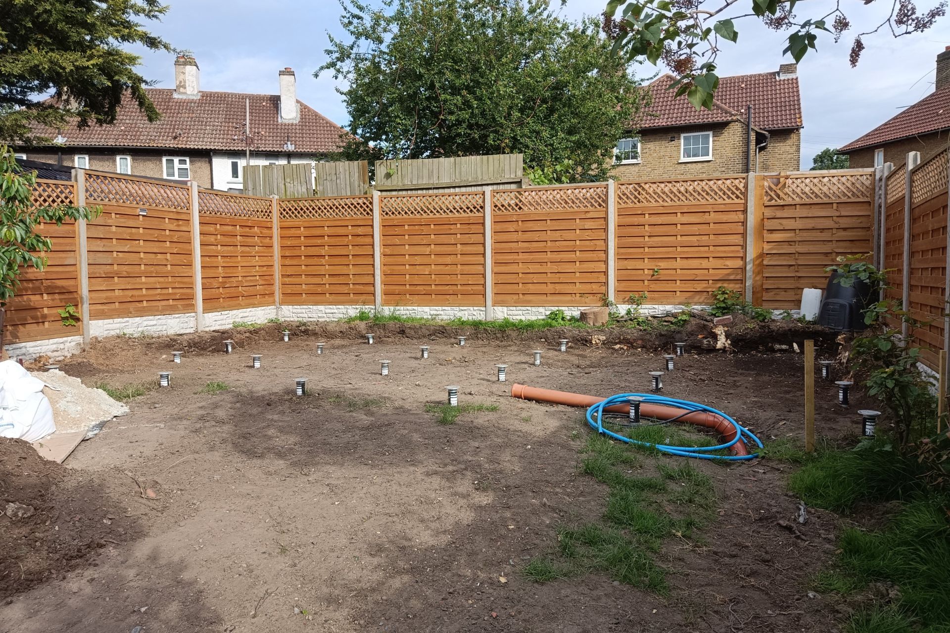 Ground Screws installation - Lokagroundscrews